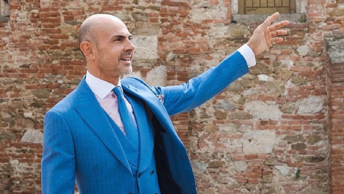 Chi è Enzo Miccio: età, carriera, outing, il nuovo amore con Laurent ...