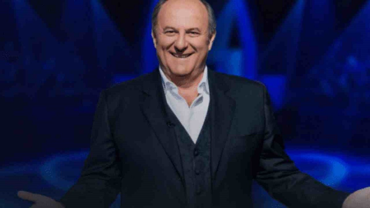 Tutto su Gerry Scotti, il conduttore più amato d’Italia: età, carriera ...