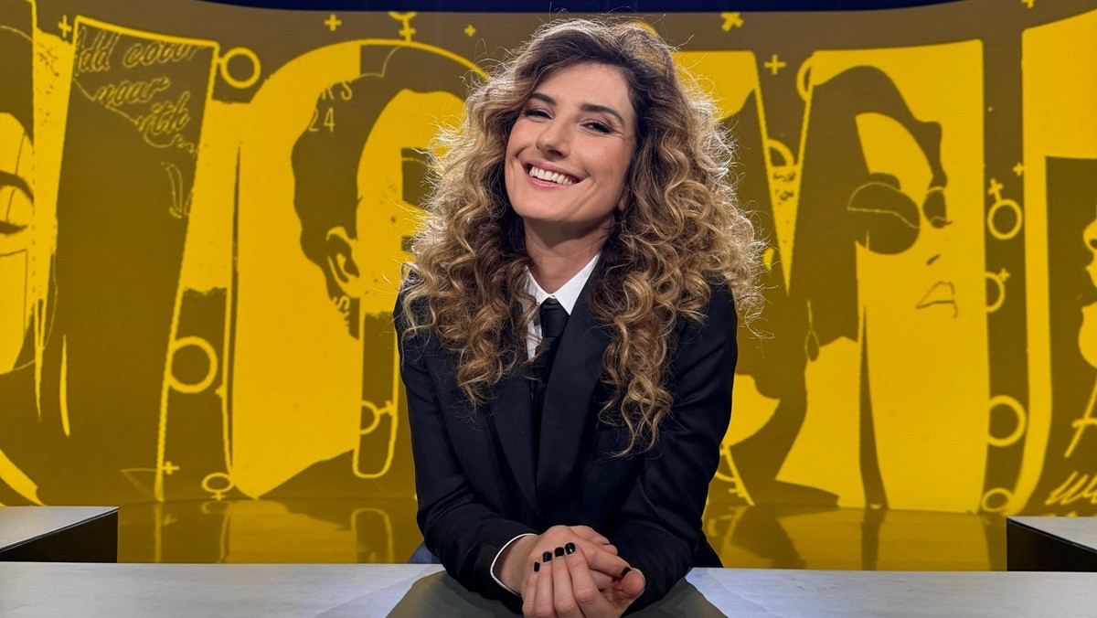 Le Iene presentano: Inside, Nina Palmieri con 'Quello che gli uomini ...