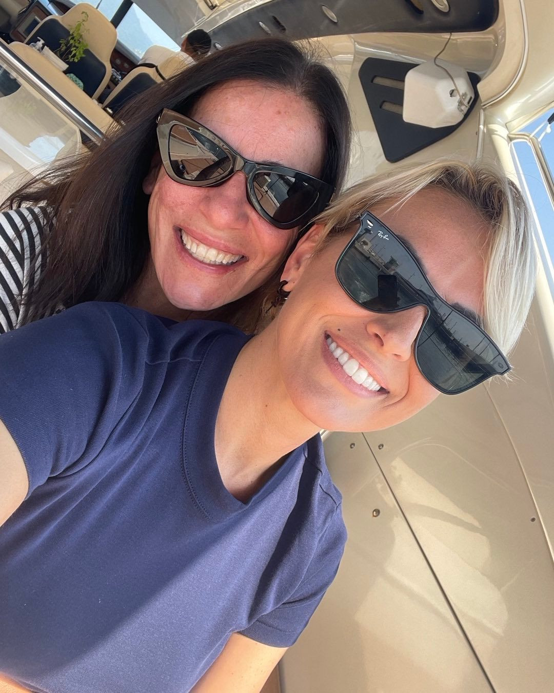 Francesca Pascale: carriera, relazione con Berlusconi e nozze con Paola ...